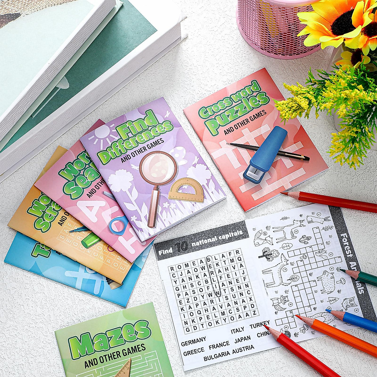 Hungdao 48 Pcs Mini Activity Books for Boys and Girls, Fun and Games, Challenging Activities Include Mazes, Word Scramble and More Bulk Gifts for Students Party Classroom Goodie Bag Stuffers