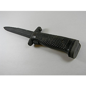 M5A1 Garand Bayonet with US GI M8A1 Scabbard. Northridge International INC.
