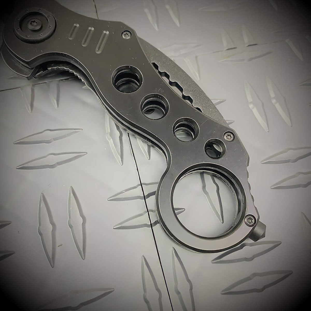 7.5" Black Falcon Claw Full Metal Pocket Folding Knife. Stainless Steel Blade. For Compaing, fishing, Outdoor Use and EDC (Black)