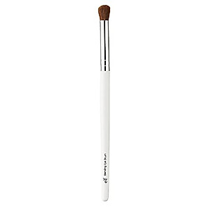 e.l.f. Blending Eye Brush, Softens Dramatic Edges & Fine Lines, For Eyeshadow, Eyeliner & Concealer
