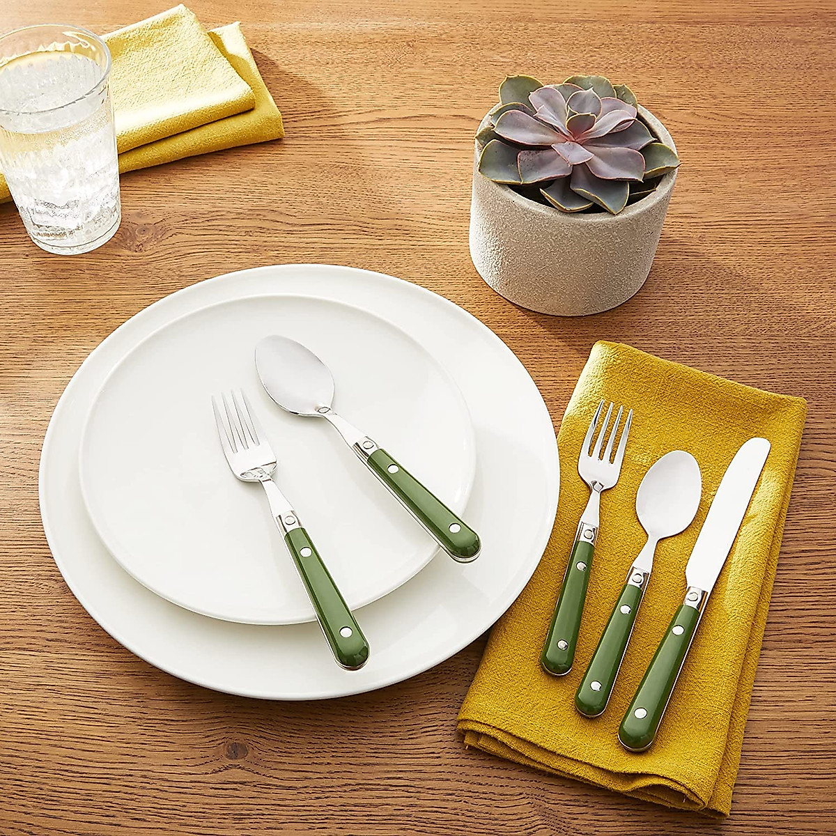 Ginkgo International Le Prix 5-Piece Stainless Steel Flatware Place Setting, Moss Green, Service for 1