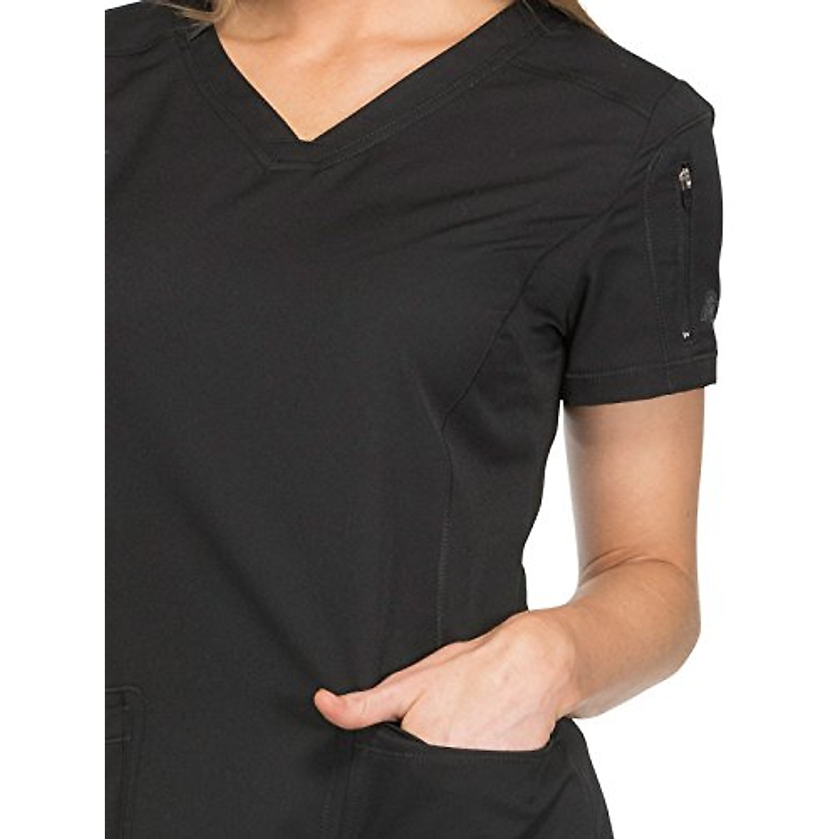 Dickies Dynamix Womens Tops, Athletic-Inspired V-Neck Scrub Top with Four-Way Stretch and Moisture Wicking DK730, M, Black