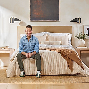 Nate Home by Nate Berkus All-Season Cotton Percale Painted Stripe Quilt 3 Piece Quilt Set, Comfortable Bedding from mDesign, King, Includes 1 Quilt, 2 Pillow Shams - Pearl/Fossil (Beige/Taupe)