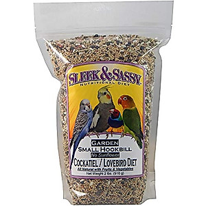SLEEK & SASSY NUTRITIONAL DIET Garden Small Hookbill No Sunflower Bird Food for Lovebirds, Cockatiels, Quaker Parrots & Small Conures (2 lbs.)