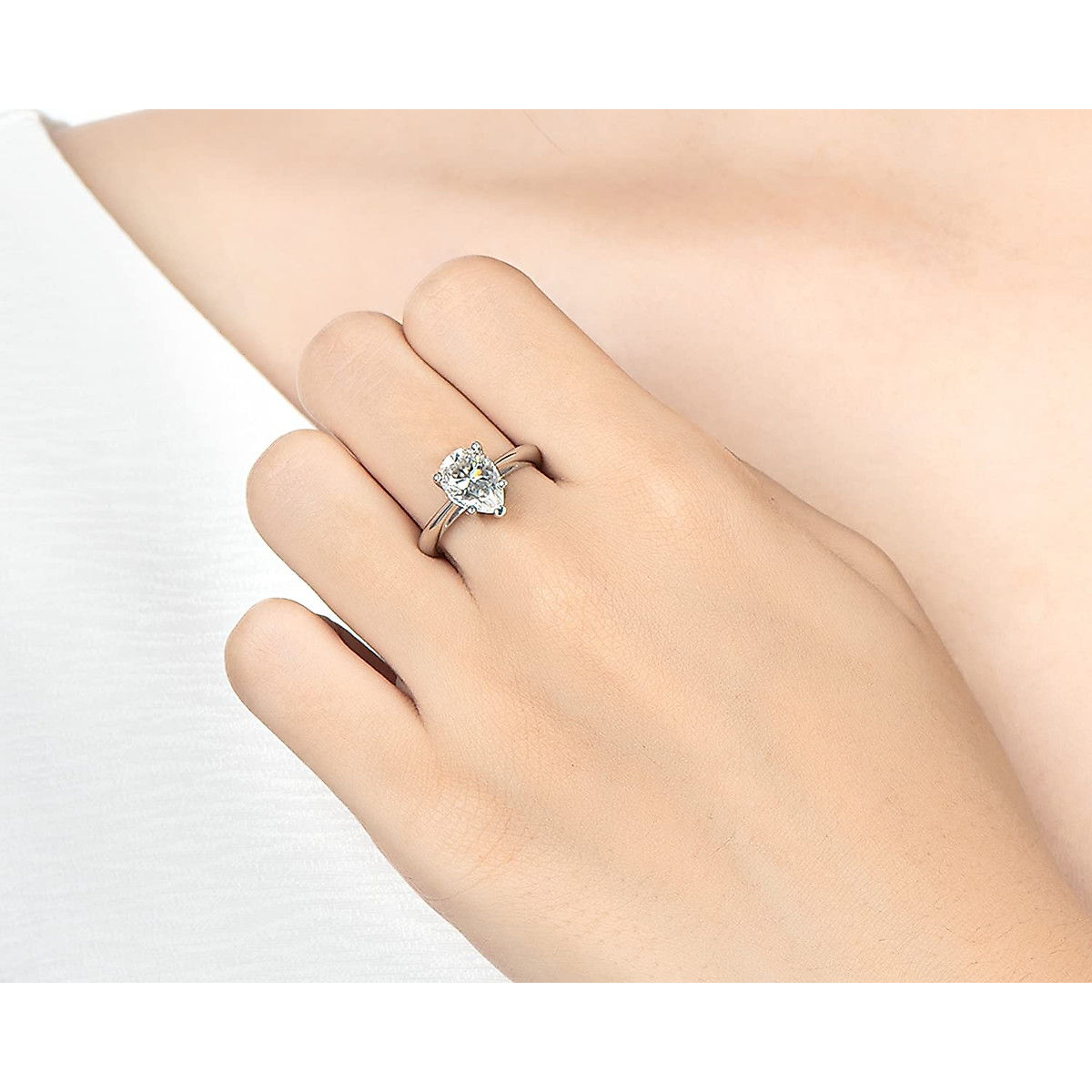 AINUOSHI Sterling Silver Moissanite Diamond Ring, 2.0ct Pear Shaped Wedding Ring, D-E Color Grade, Perfect for Wedding, Engagement Proposal and Anniversary. Size 4.0 In US