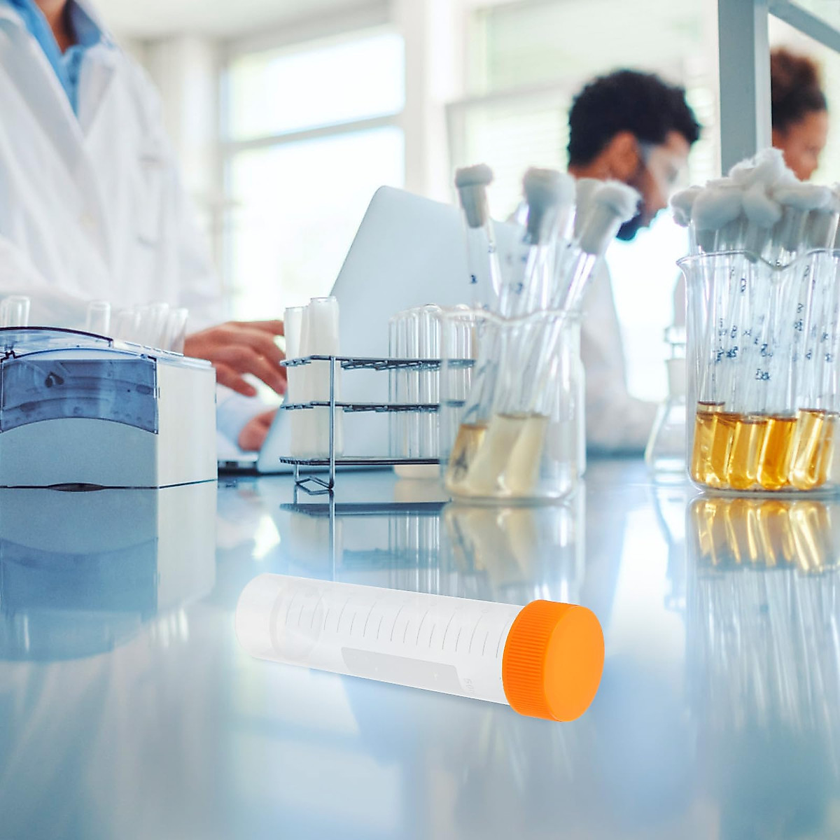 iplusmile Centrifuge Tubes Plastic Vial, 50ml Polypropylene Centrifuge Tube Flat-Bottom Tube Containers with Screw Cap for Laboratory Lab School Educational, 50pcs