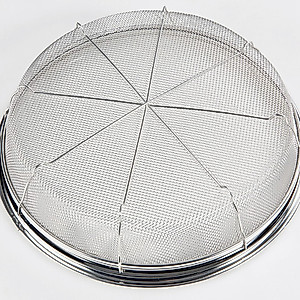 Fine Mesh Strainer for Kitchen, Stainless Steel Colander Bowl for Pasta, Rice, Fruit, Metal Net Baskets with Resting Base - Strain, Drain, Rinse （Diameter 8.67 inch）