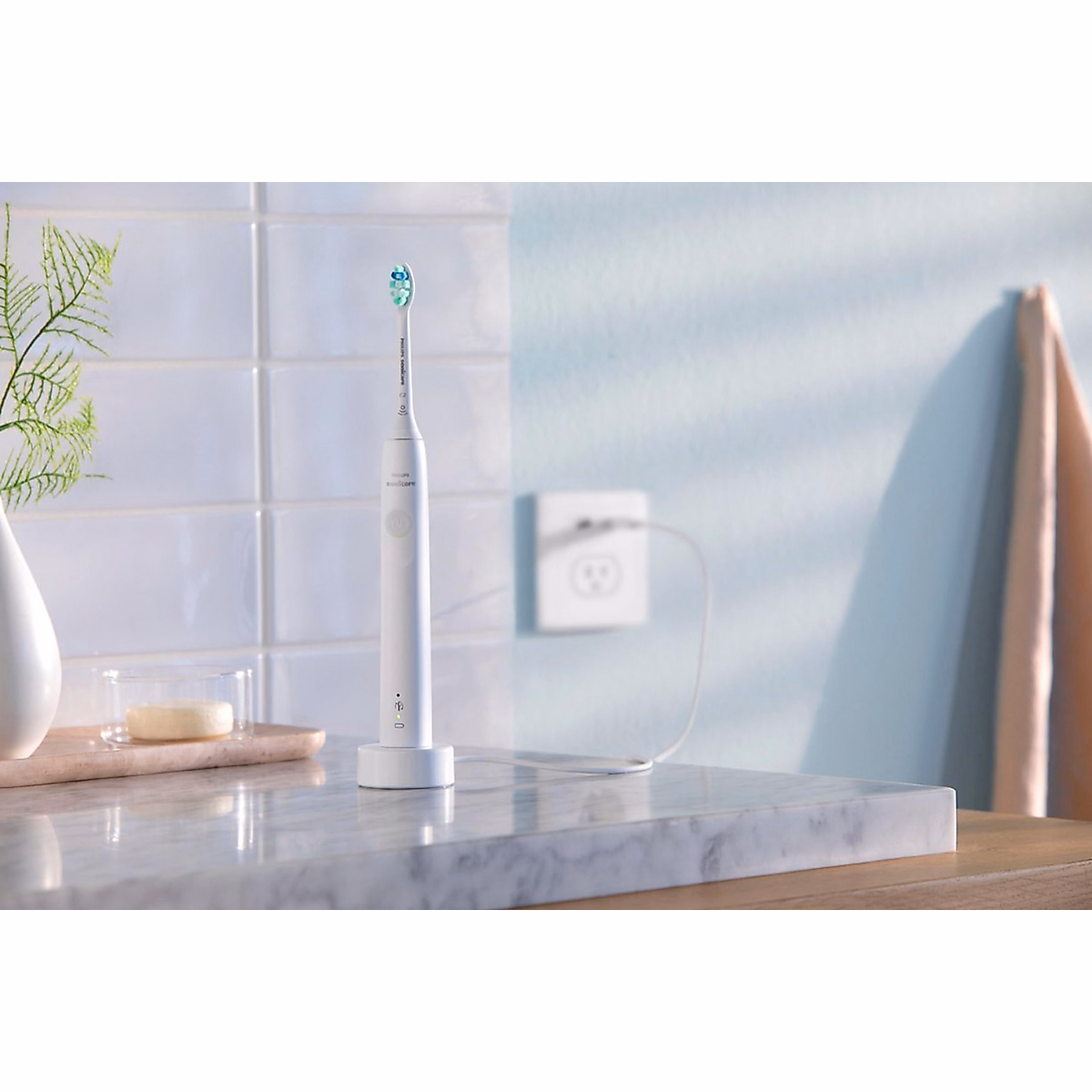 PHILIPS Sonicare ProtectiveClean Removes up to 2X More Plaque, Long Lasting 14 Day Battery Life Rechargeable Electric Toothbrush