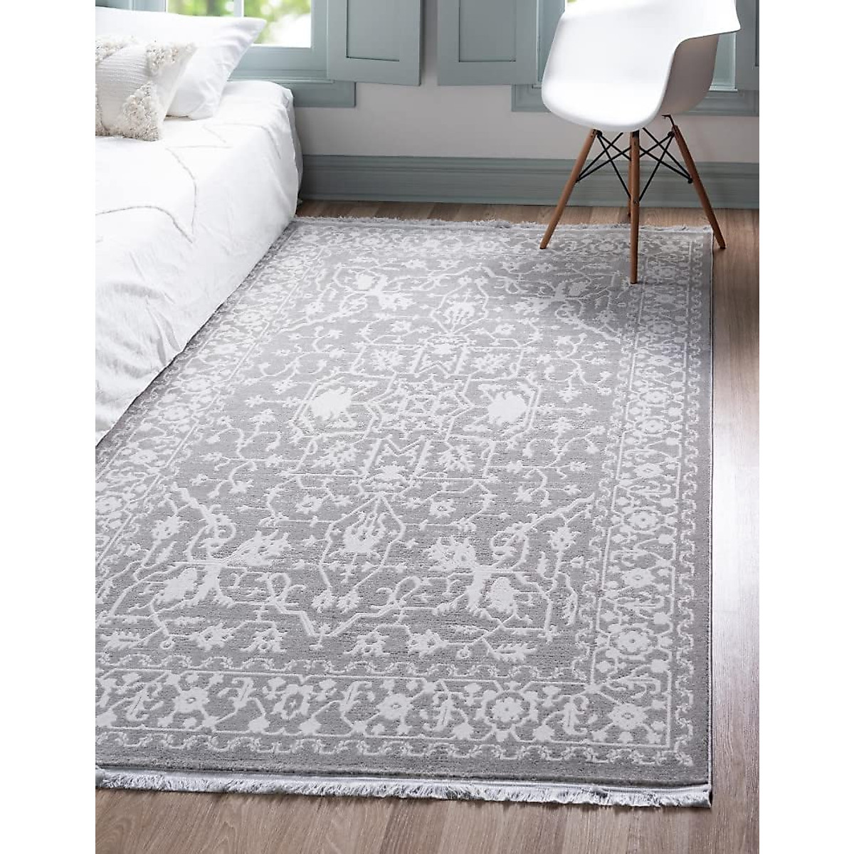 Unique Loom Traditional Classic Intricate Design with Distressed Vintage Detail, Area Rug, 5 ft x 8 ft, Gray/Ivory