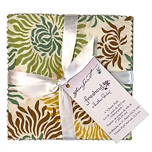 Freshcut Charm Pack (30 Pieces) by Heather Bailey for FreeSpirit 6 x 6 inches (15.2 cm x 15.2 cm cm) Fabric Squares