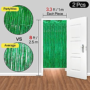 PartyWoo Green Foil Fringe Curtain, 2 pcs Green Streamers, Fringe Backdrop, Metallic Tinsel Fringe Backdrop Door Fringe, Party Streamers for Birthday, Christmas, Graduation, Jungle Party Decorations