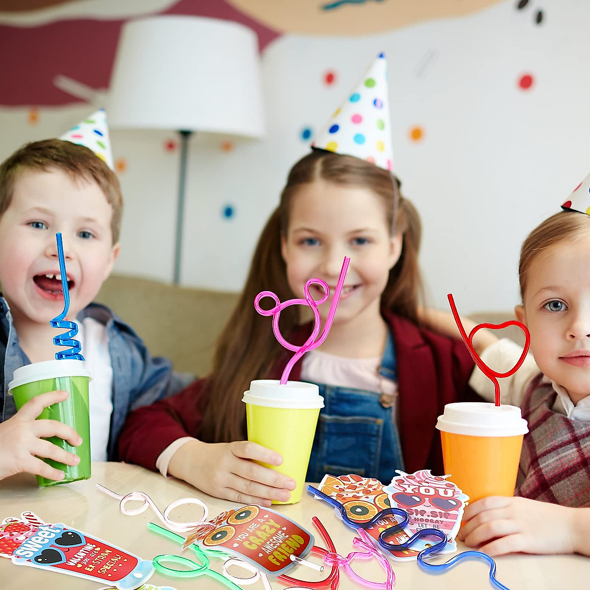 Valentines Day Cards, 32 Pack Crazy Straws Bulk, Silly Straws for Kids Colorful Valentine Exchange Cards Loop Reusable Drinking Straws Valentine Gifts for Classroom Boys Girl School Party Game Favor