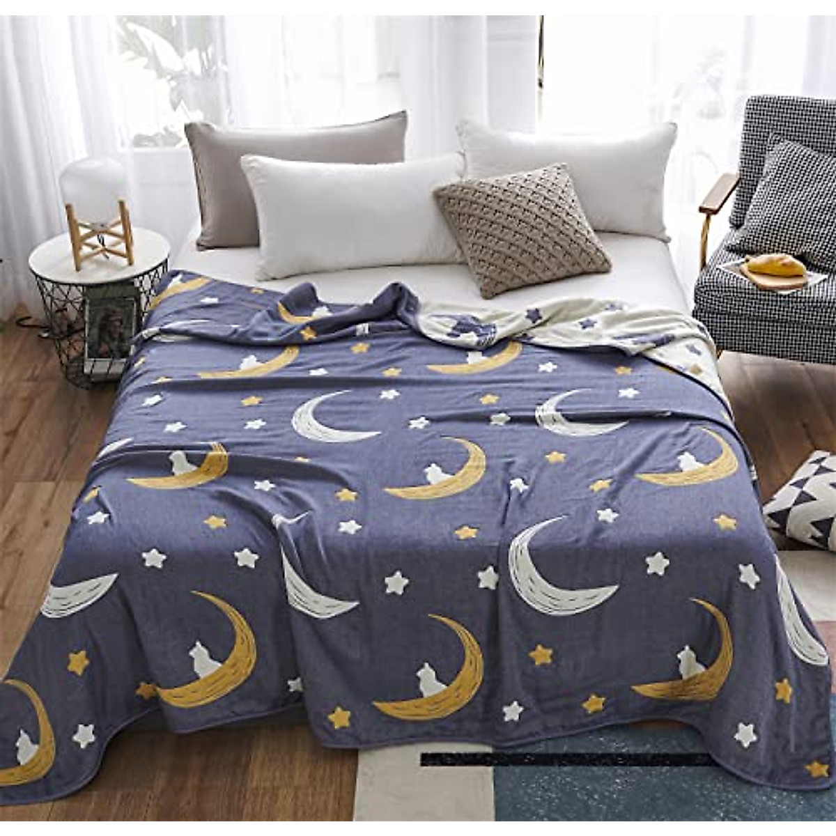J-pinno Bright Moon Stars Muslin Blanket Reversible 100% Cotton 6 Layer Quilt Bed Blanket Soft Warm Throw Sofa Couch Toddler Kids Cartoon Travel Coverlet Sheet (Stars, Twin 56" X 76")