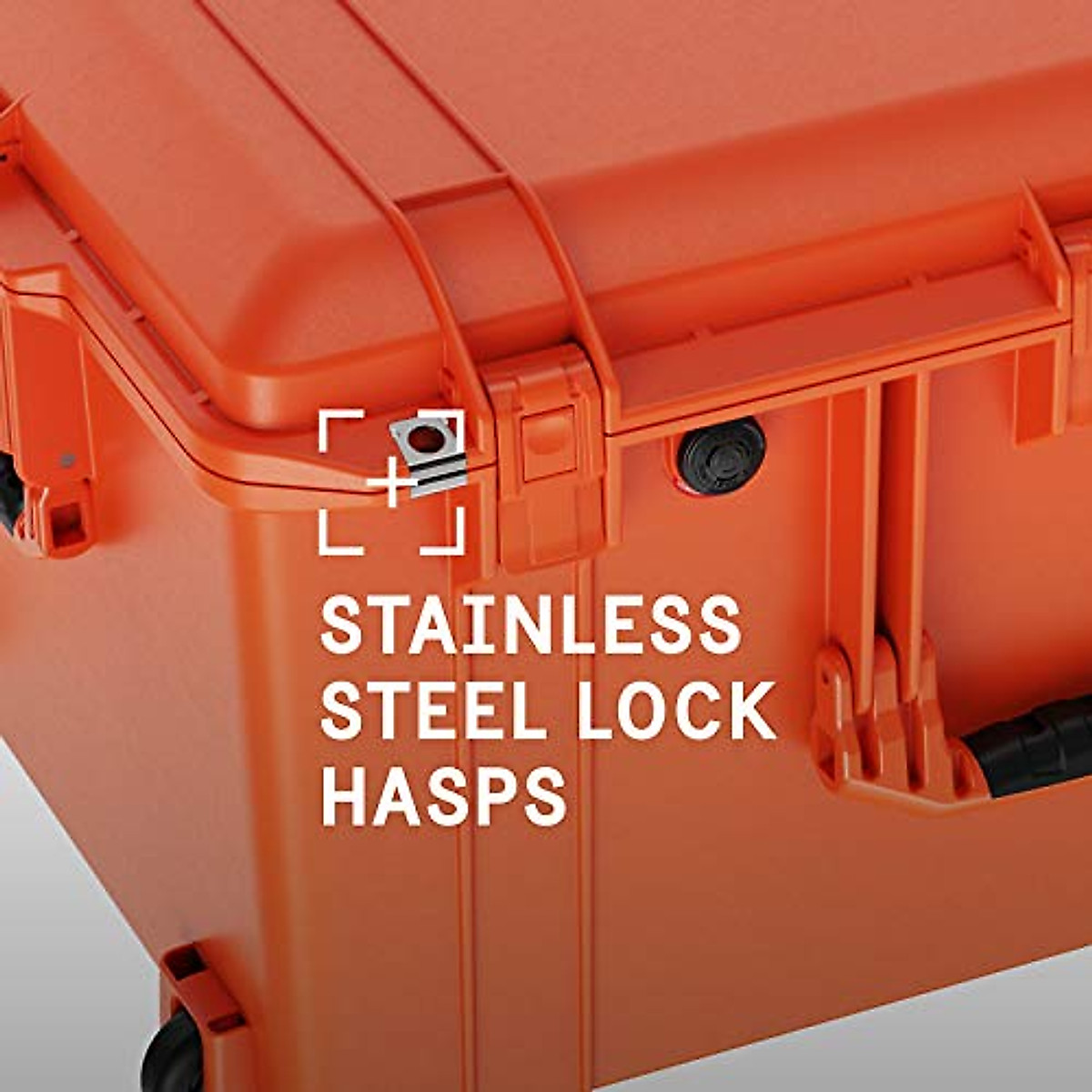 Pelican Air 1637 Case No Foam - Orange