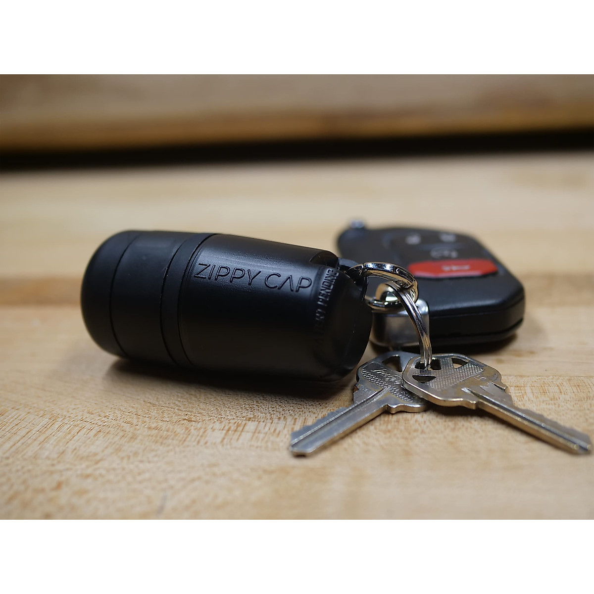 ZippyCap Reusable Silicone Straw | Built-in Universal SpillProof Twist Cap | Green Straw | Single Pack