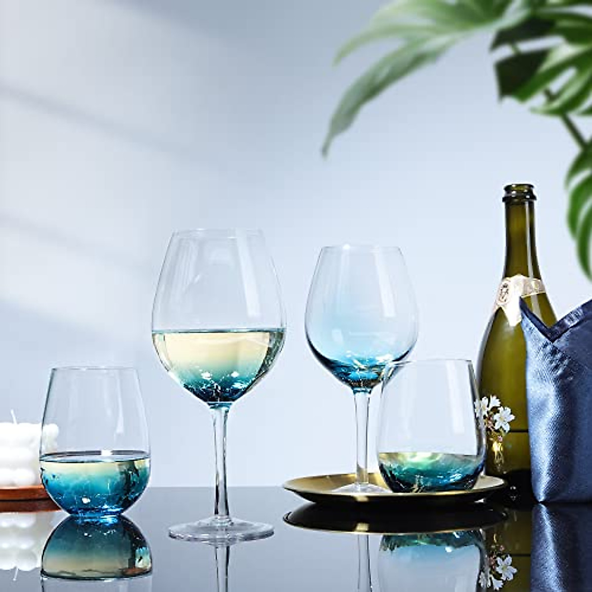 Joeyan Handmade Blue Crackle Wine Glasses,Large Crystal Burgundy Wine Glass Cup with Stem,Red White Wine Goblet Tumbler,Aesthetics Glassware Collection,Set of 2,21 oz