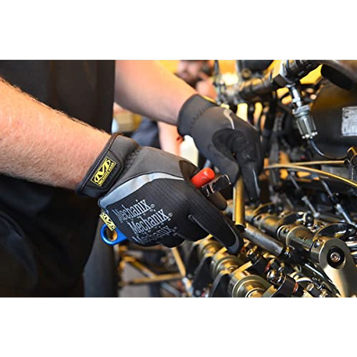 Mechanix Wear: FastFit Work Glove with Elastic Cuff for Secure Fit, Performance Gloves for Multi-Purpose Use, Touchscreen Capable Safety Gloves for Men (Black, Large)