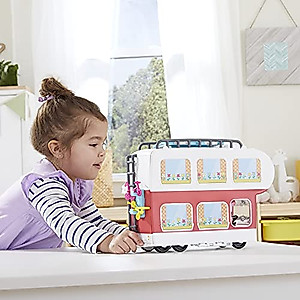 Peppa Pig Peppa’s Adventures Peppa’s Family Motorhome Preschool Toy, Vehicle to RV Playset, Plays Sounds and Music, Ages 3 and up