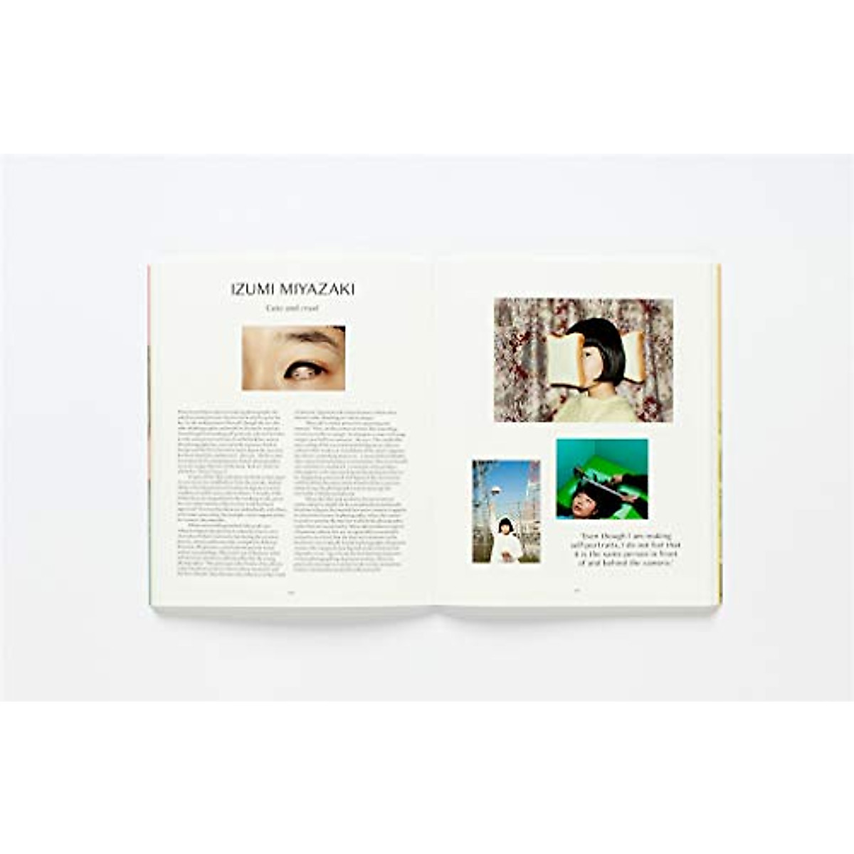 Girl on Girl: Art and Photography in the Age of the Female Gaze (40 artists redefining the fields of fashion, art, advertising and photojournalism)