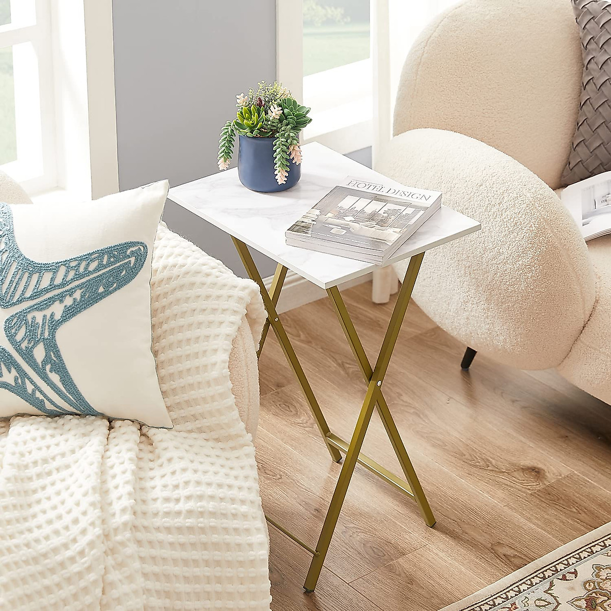 VECELO TV Tray for Eating Set of 2, Portable Dinner/Snack Table with Cup Holder for Couch, Living Room and Small Space, 18.9D x 14.17W x 25.59H in, Golden