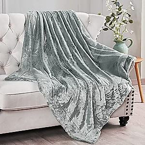 Home Soft Things Grey Plain Faux Fur Throw Blanket, String Grey - 50'' x 60'' Shiny Silky Smooth Soft Heavy Bed Couch Cover Warm Comfortable Cozy Elegant Plush Throw for Living Room Bedroom