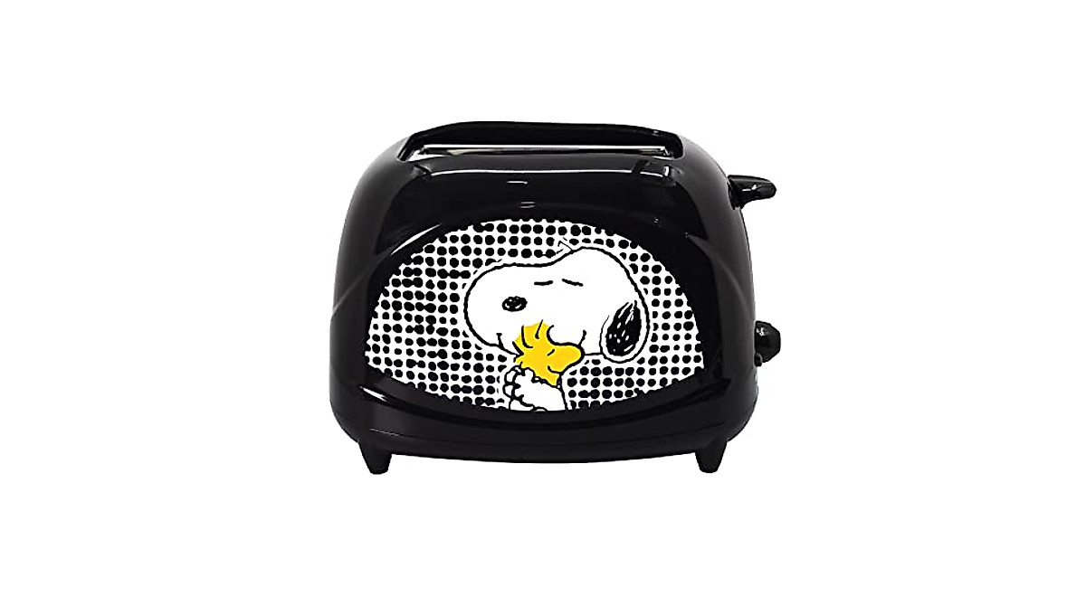 Uncanny Brands Snoopy Toaster - Toast Snoopy's Face!