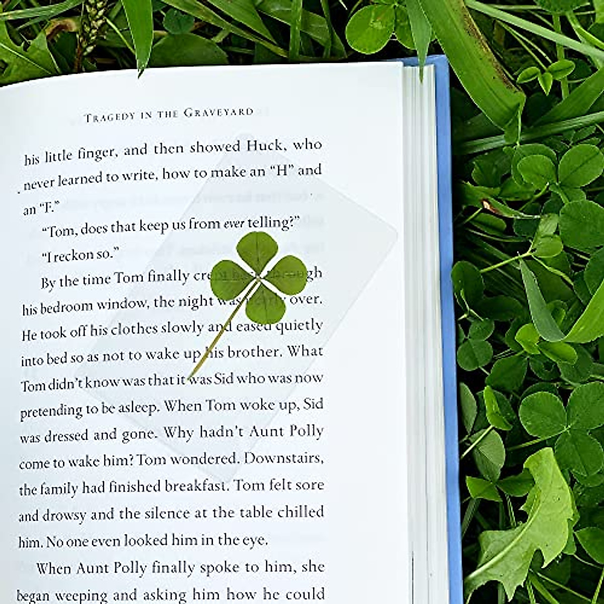 ARTMART Genuine Real Four-Leaf Green Clover St. Saint Patric's Day Bookmarks Irish Shamrock Good Luck Charm for Smartphone Wallet Case Amulet Purse Coating Gift Thanks Card M
