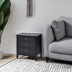 Giantex Nightstand with 3 Drawers, Wooden Side End Table with Solid Wood Legs, Retro 3-Drawer Bedside Table Night Stand for Bedroom Home Office Small Space, Easy Assembly, White