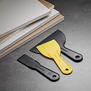 Amazon Basics Plastic Putty Knives 3-Pack: 1-1/2", 3", 6"