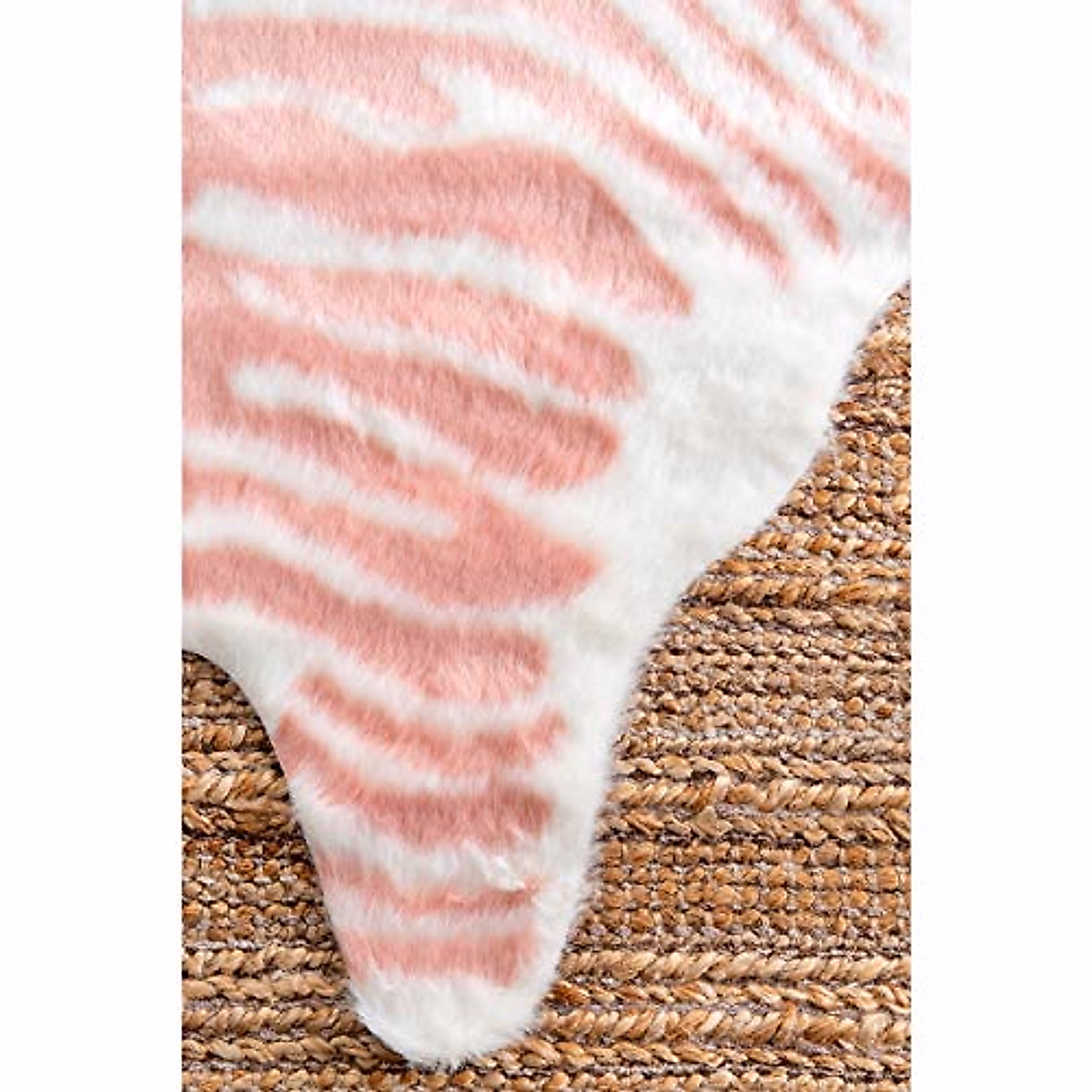 nuLOOM Cattle Faux Zebra Hide Area Rug, 5' x 6' 7", Pink