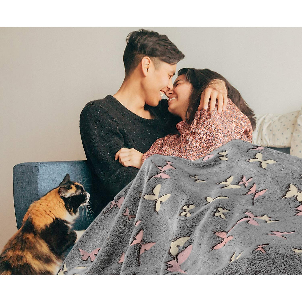 Glow in The Dark Throw Blanket,Super Soft Warm Cozy Fuzzy Plush Butterfly Pattern Blanket for Halloween Christmas Teens Kids Girls Best Friend Birthday 50 x 60 Inches