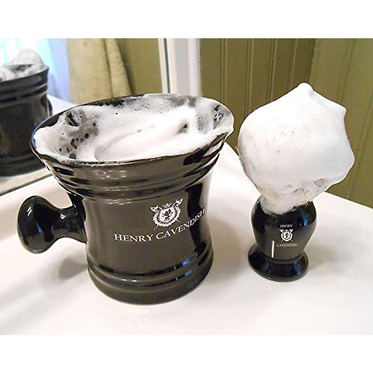 Henry Cavendish Gentleman's 100% Pure Badger Hair Shaving Brush - Perfect Brush for a Soap or Cream Shave Using a Shaving Razor, Double Edge Razor, Safety Razor or Straight Razor