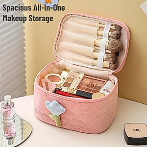 Cute Tulip Cosmetic Bag Large Capacity Makeup Bag Multifunctional Portable Wash Pouch for Travel Lightweight Skincare Toiletry Bag for Women (White)