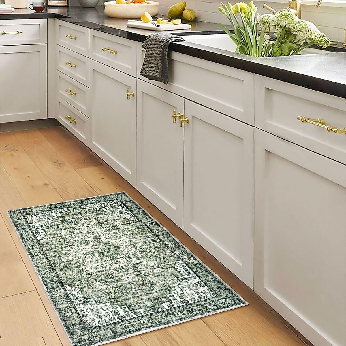 SIILOOM 2x3 Bright Green Washable Rug for Entryway, Soft Traditional Printed Area Rug, Non-Slip Kitchen Rugs, Low-Pile Medallion Indoor Door Mat, Farmhouse Carpet for Entrance Kitchen Foyer