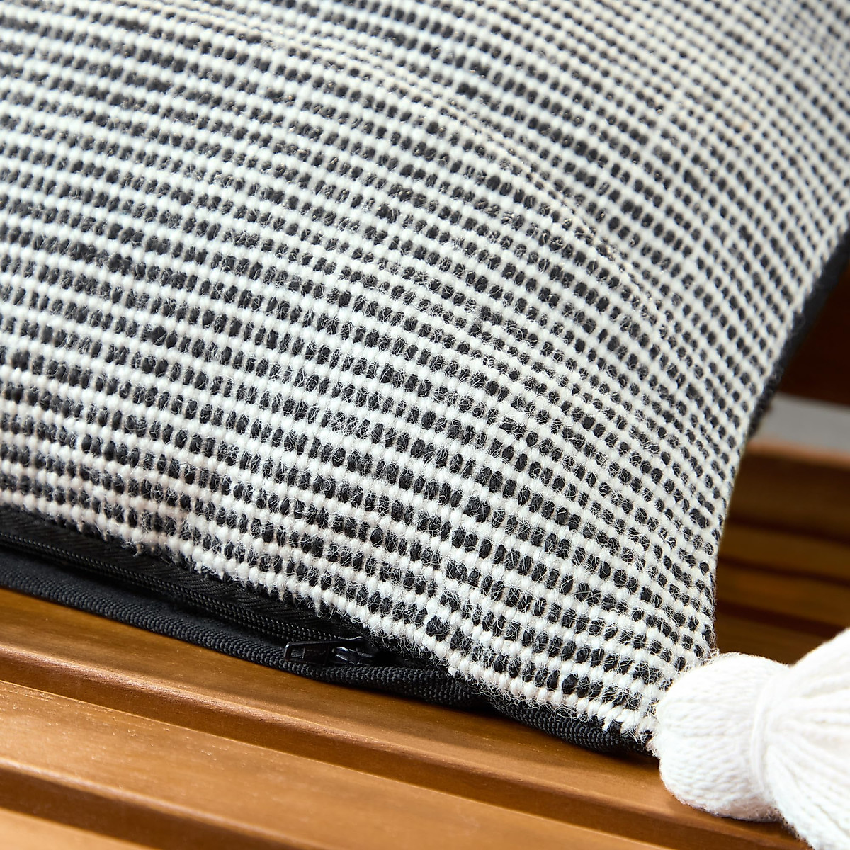 TOWN & COUNTRY TERRA Alara Indoor/Outdoor Decorative Pillow, 14"x20", Black/Ivory