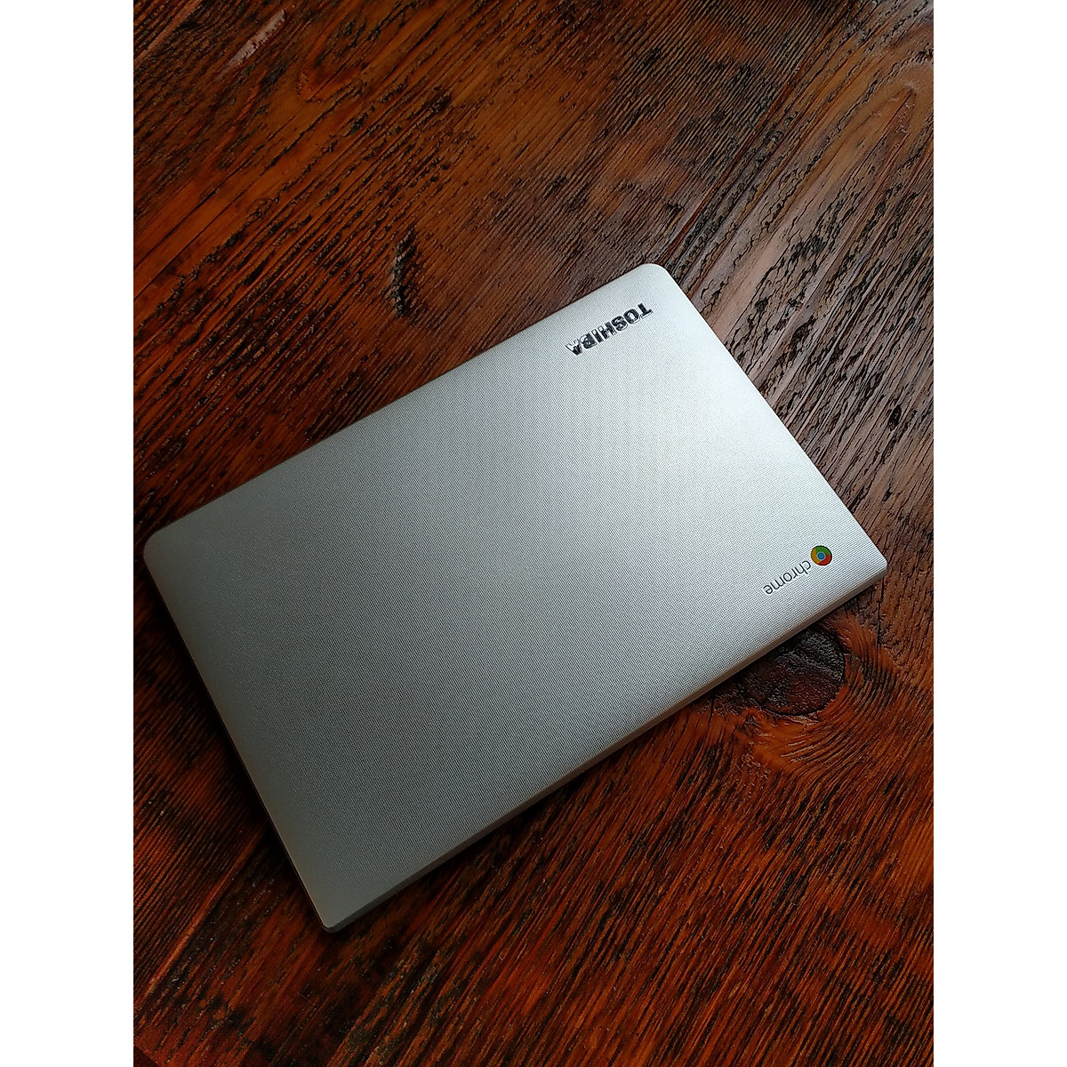 Toshiba CB35-B3340 13.3 Inch Chromebook (Intel Celeron, 4GB, 16GB SSD, Silver) Full HD-Screen