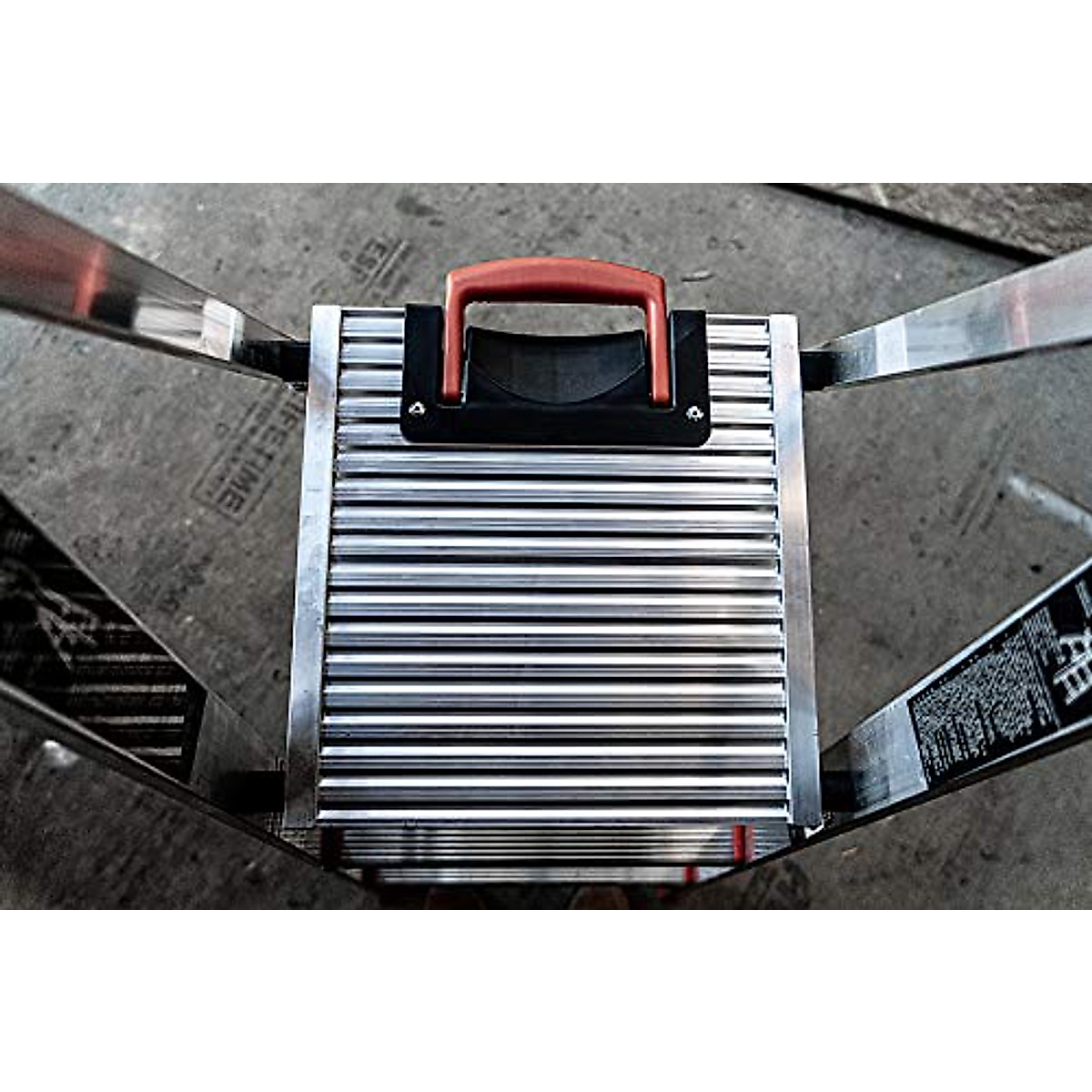 Little Giant Ladder Systems Flip-N-Lite, 4-Foot, Stepladder, Aluminum, Type 1A, 300 Lbs Rated (15272-001)