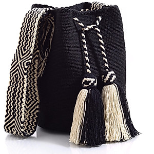 WYOU Utopia classics Hobo in Wayuu Crochet, Large