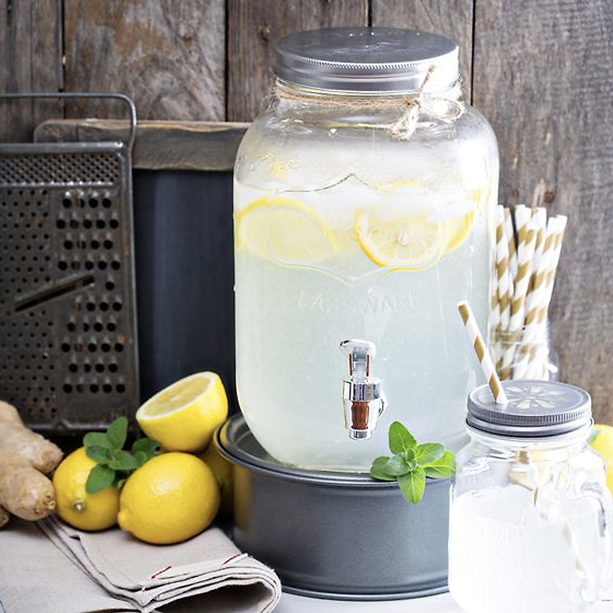 Outside the Box Papers Navy Blue and Gold Chevron and Stripe Paper Straws 7.75 Inches 100 Pack Navy Blue, Gold, White