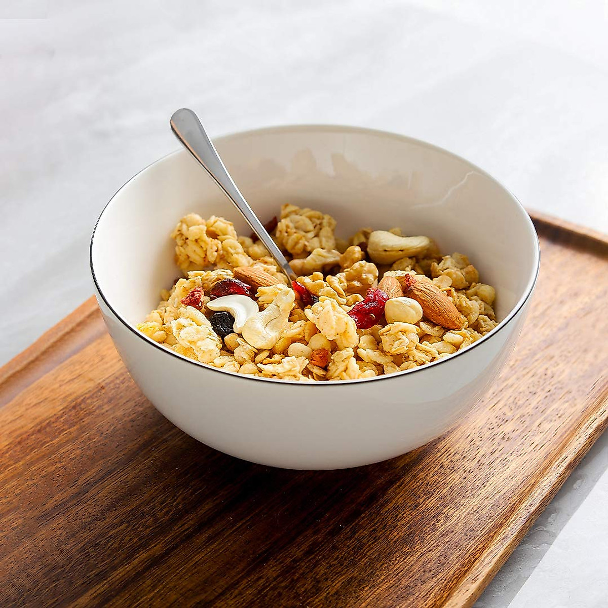 YOLIFE 26 Ounce Cereal Bowls, Ceramic Soup Bowls Set of 6, 6 inch White Salad Bowls for Breakfast, Oatmeal, Rice, Pasta, Dishwasher Microwave Oven Safe(Black Trim)