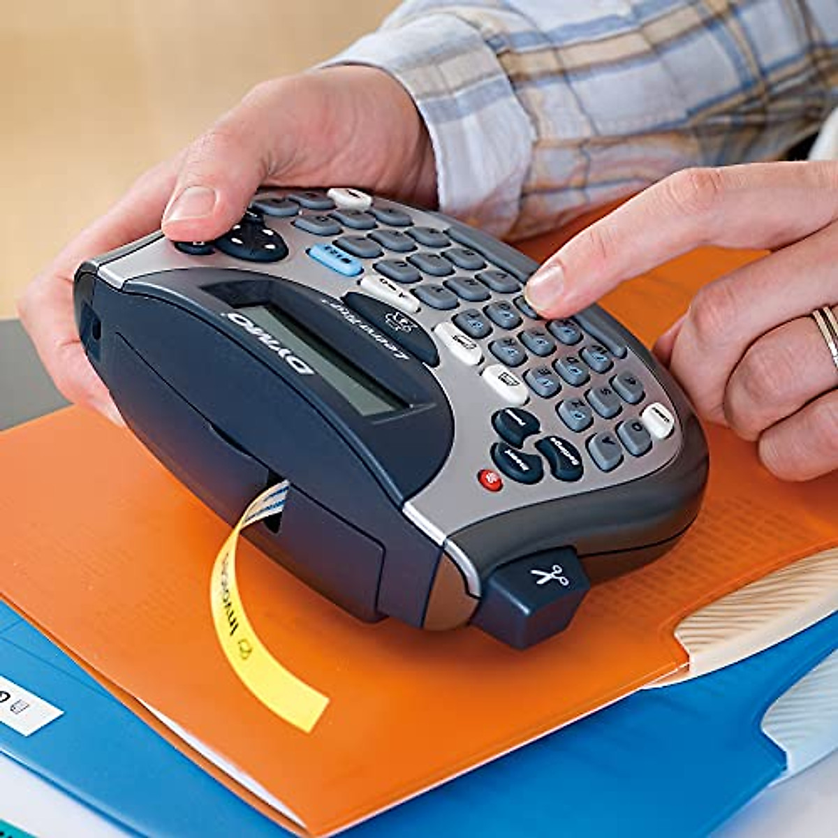 Dymo S0758370 LetraTag LT-100T Electronic Label Maker with QWERTZ Keyboard