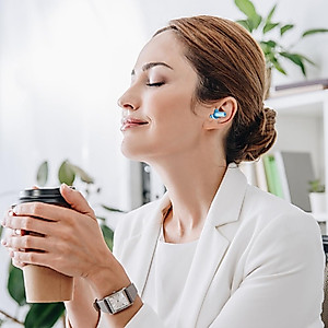 3+2 Pairs Reusable Super Soft Silicone Earplugs, Comfortable Ear Plugs That can Quickly Eliminate Noise, Suitable for Swimming, Sleeping, Snoring, Working, Studying, Loud Noise