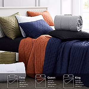 Green King Size Quilt Bedding Sets with Pillow Shams, Olive Lightweight Soft Bedspread Coverlet, Sage Quilted Blanket Thin Comforter Bed Cover, All Season Summer Spring, 3 Pieces, 104x90 inches