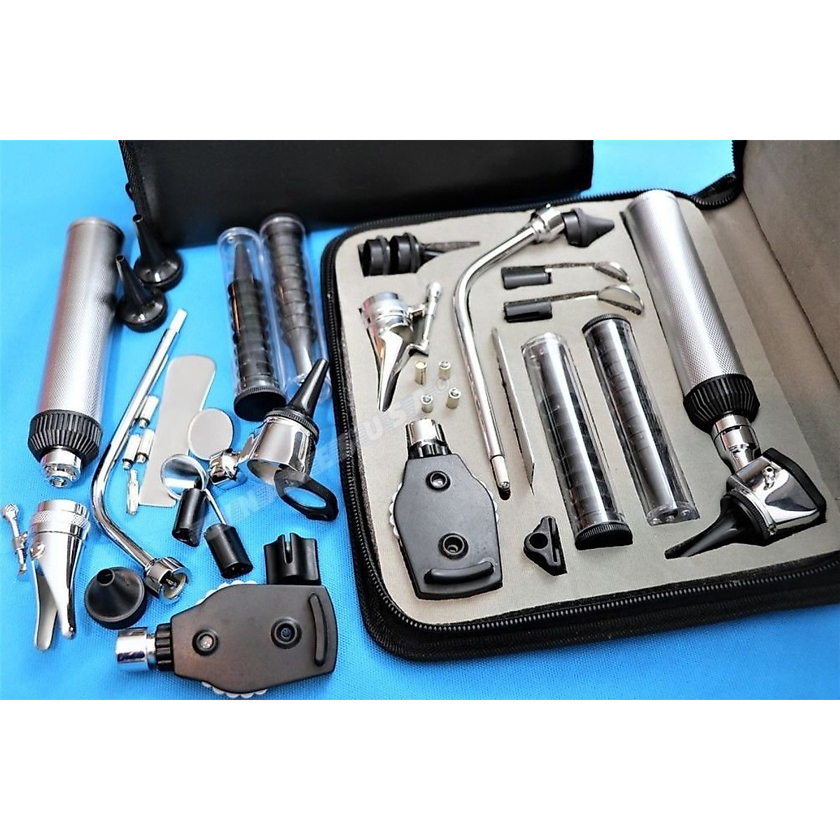 Cynamed-All in -1-Premium Fiber Optic LED Otoscope Physician Approved Ear Eye Care Professional Home ENT Diagnostic Set Adult & Child 20 x Reusable Specula Zipper Case Set