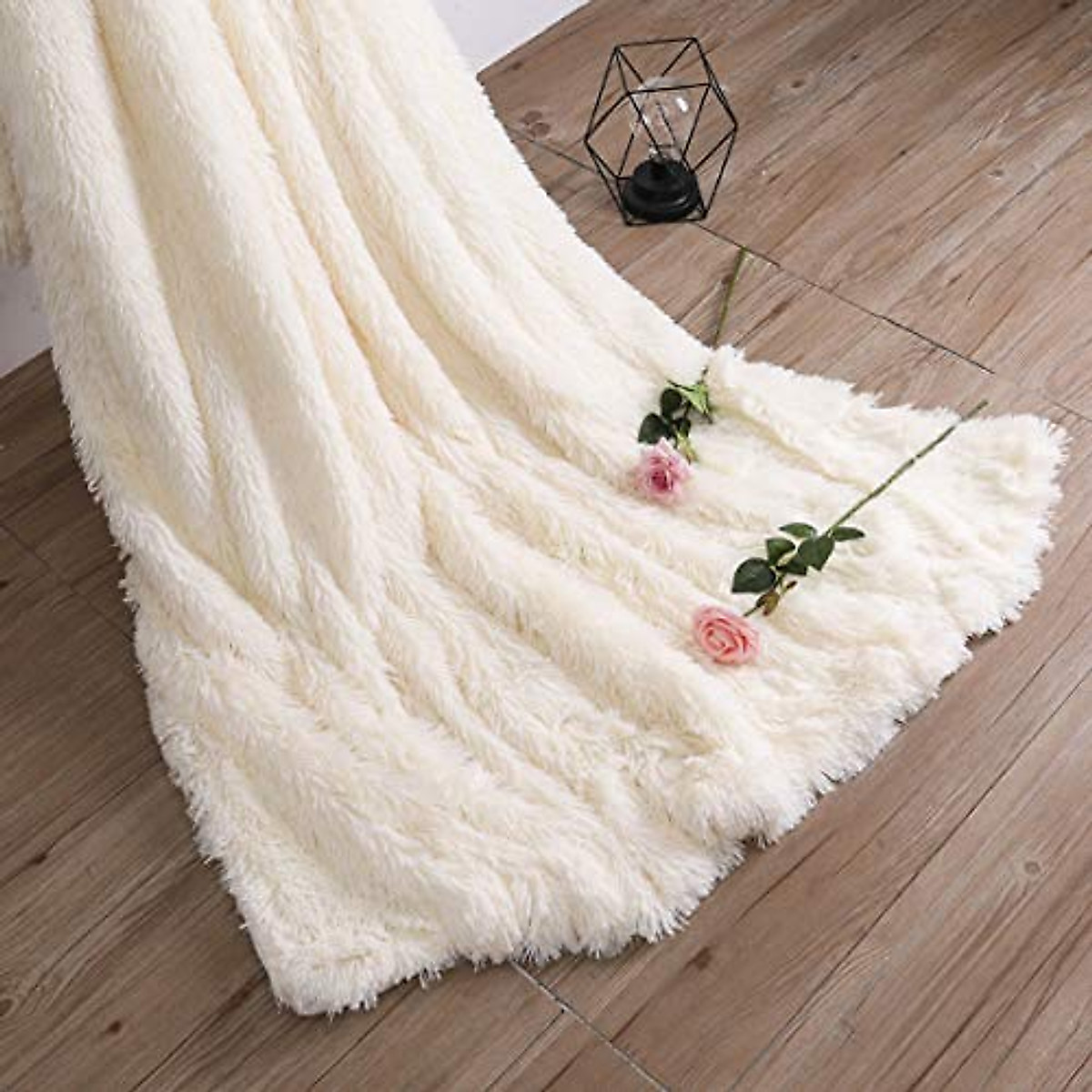 LOCHAS Super Soft Shaggy Faux Fur Blanket, Plush Fuzzy Bed Throw Decorative Washable Cozy Sherpa Fluffy Blankets for Couch Chair Sofa (Cream White 50" x 60")