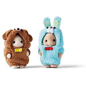 Calico Critters Costume Cuties - Bunny & Puppy, Limited Edition Playset with 2 Collectible Figures and Costume Accessories