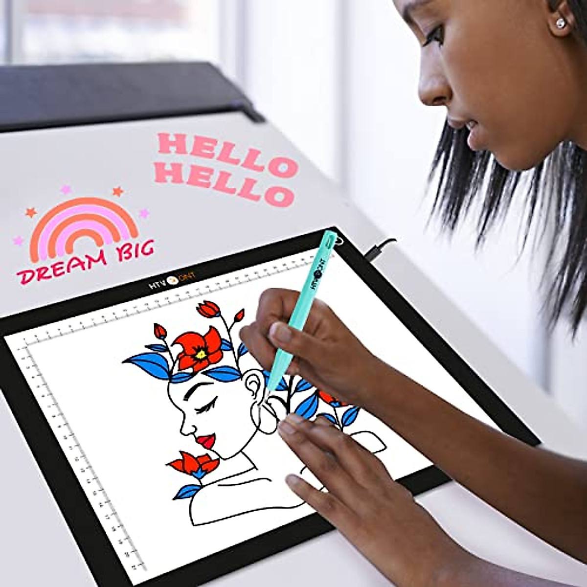 HTVRONT Portable A4 Led Bright Light Pad, Ultra-Thin & Adjustable Luminosity Light Board, USB Powered Black Light Box for Tracing, Weeding Vinyl, Weeding Tool, Diamond Painting, Sketching