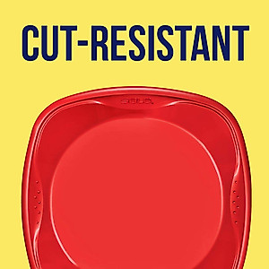 SOLO Cup Company Plastic Plates, Red Party 10in 30 CT Plates, (Pack of 4, 120 Count Total)