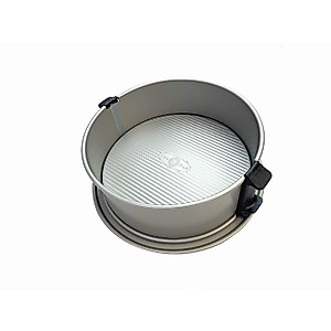 USA Pan Leak-Proof Springform Pan (9-Inch) and 12-Well Muffin Pan Bundle