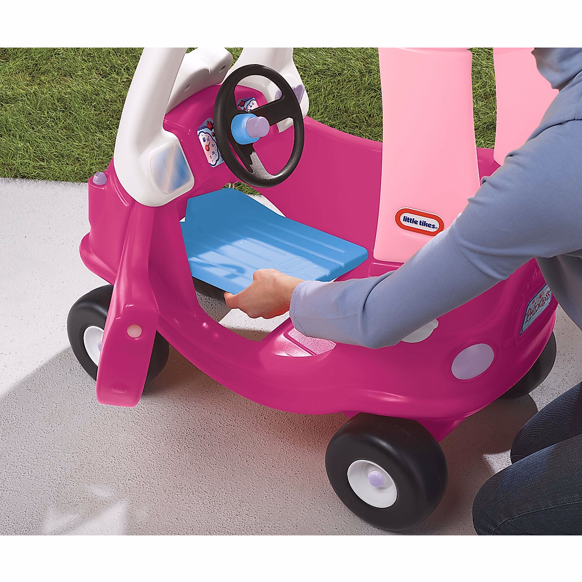 Little Tikes Princess Cozy Coupe Ride-On Toy - Toddler Car Push and Buggy Includes Working Doors, Steering Wheel, Horn, Gas Cap, Ignition Switch - For Boys and Girls Active Play , Magenta